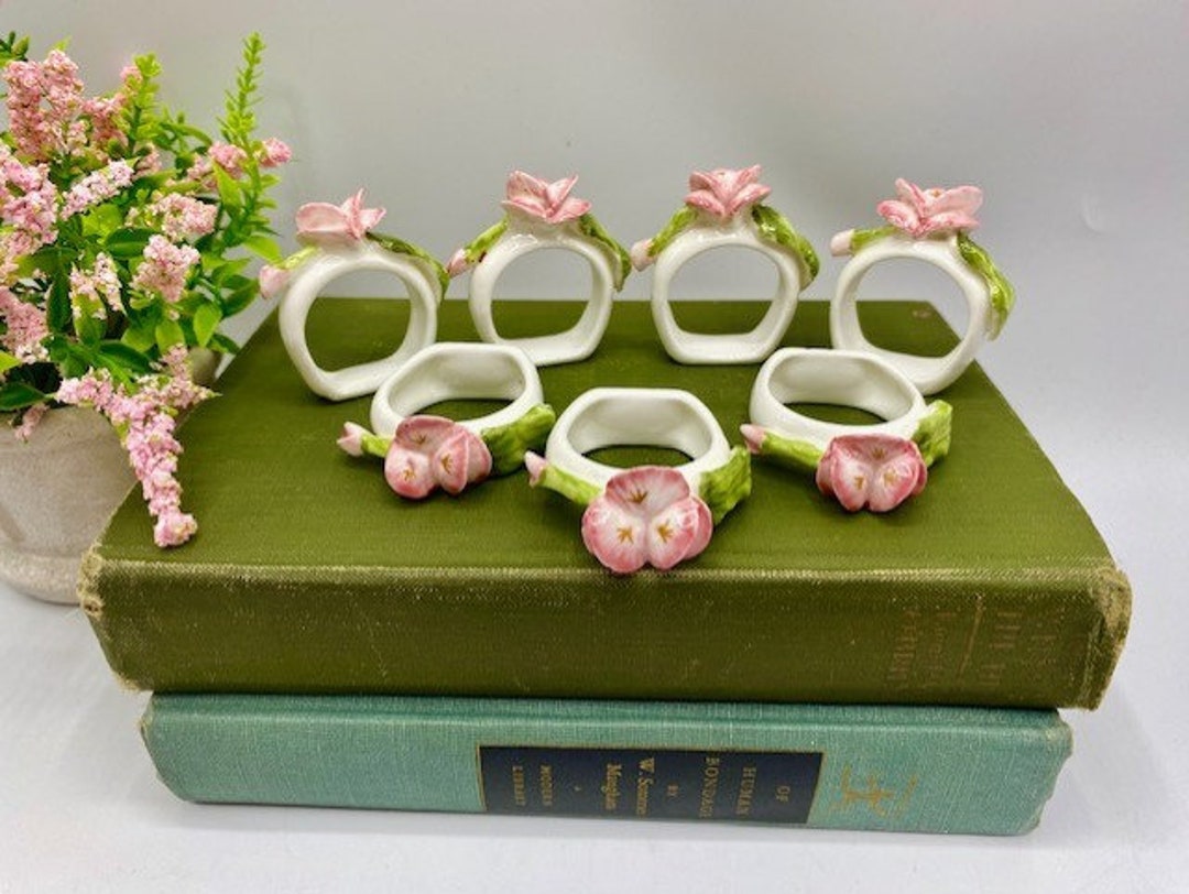 Vintage Set of 7 Porcelain Napkin Rings Pink Floral Elegant Table Decor ...
