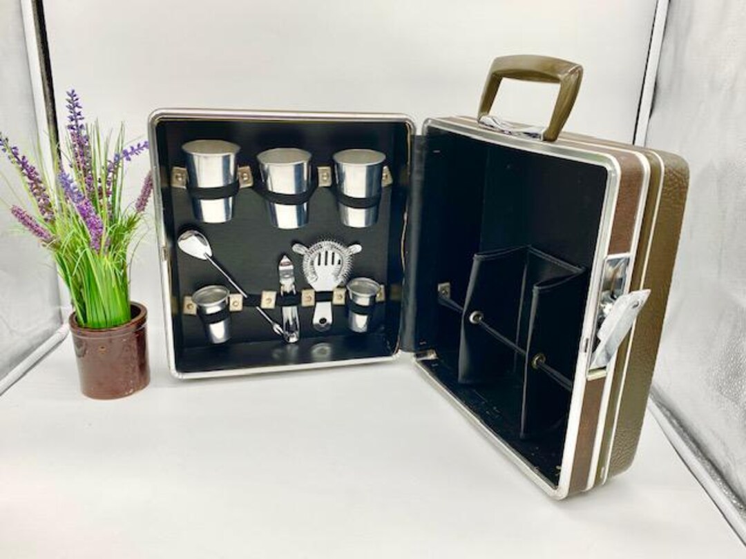 Vintage Travel Bar 9 Pieces C.1960s Jetliner Luggage MCM Mini Bar ...
