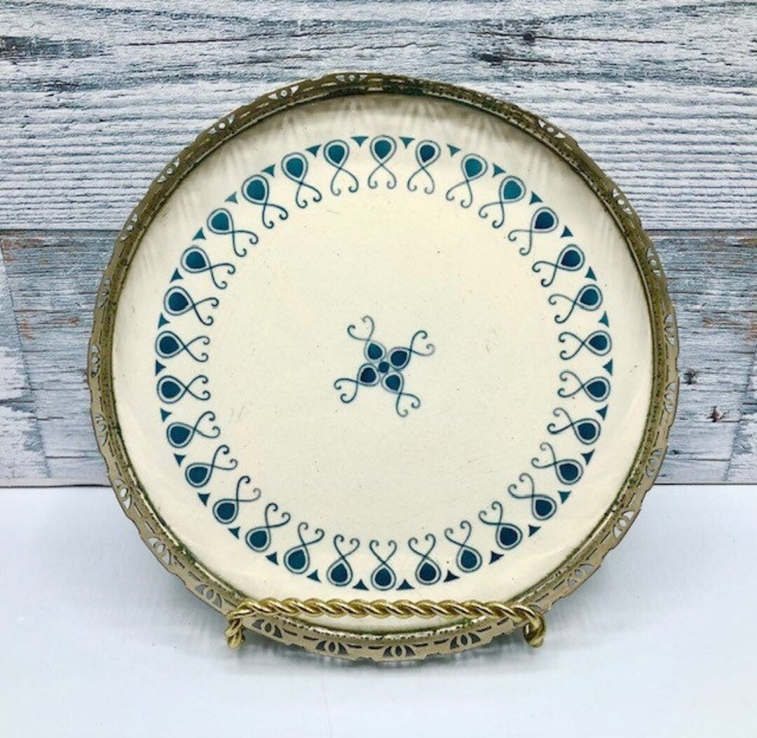 Vintage Tea Trivet Blue and White Porcelain With Footed Silver Casing ...