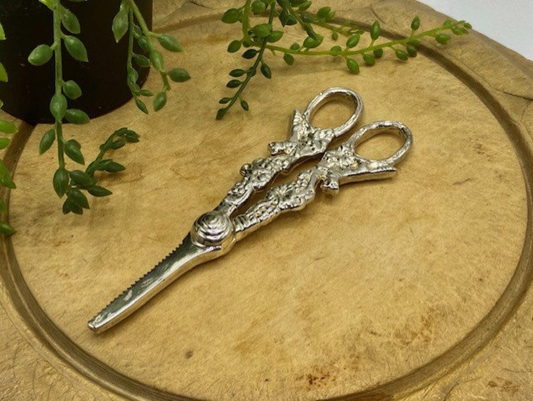 Vintage 1960s Decorative Grape Shears / Grape Scissors / Cutters Fox ...