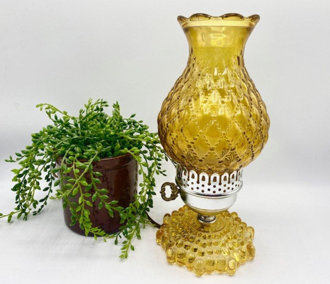 1960s Quilted Amber Glass Hurricane Table Lamp With Hobnail / Bubble ...