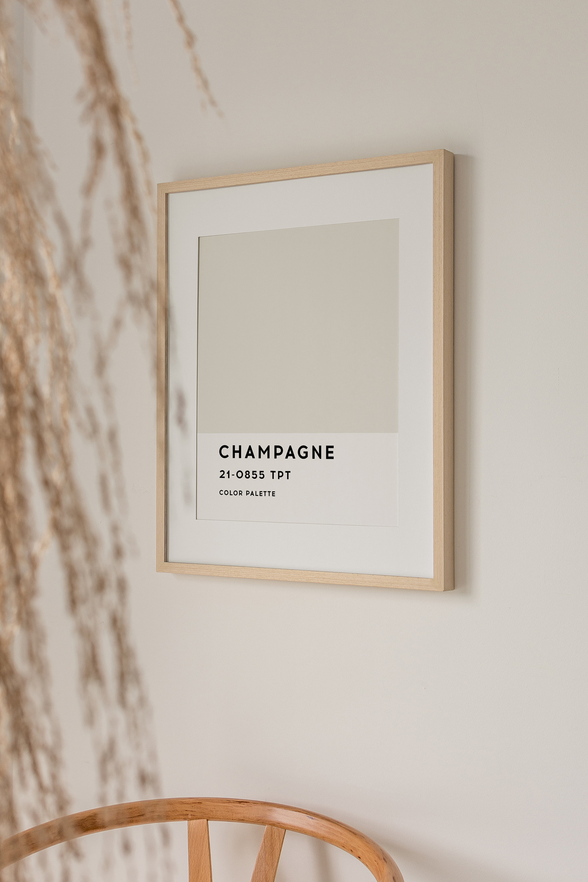 Color Champagne Pantone