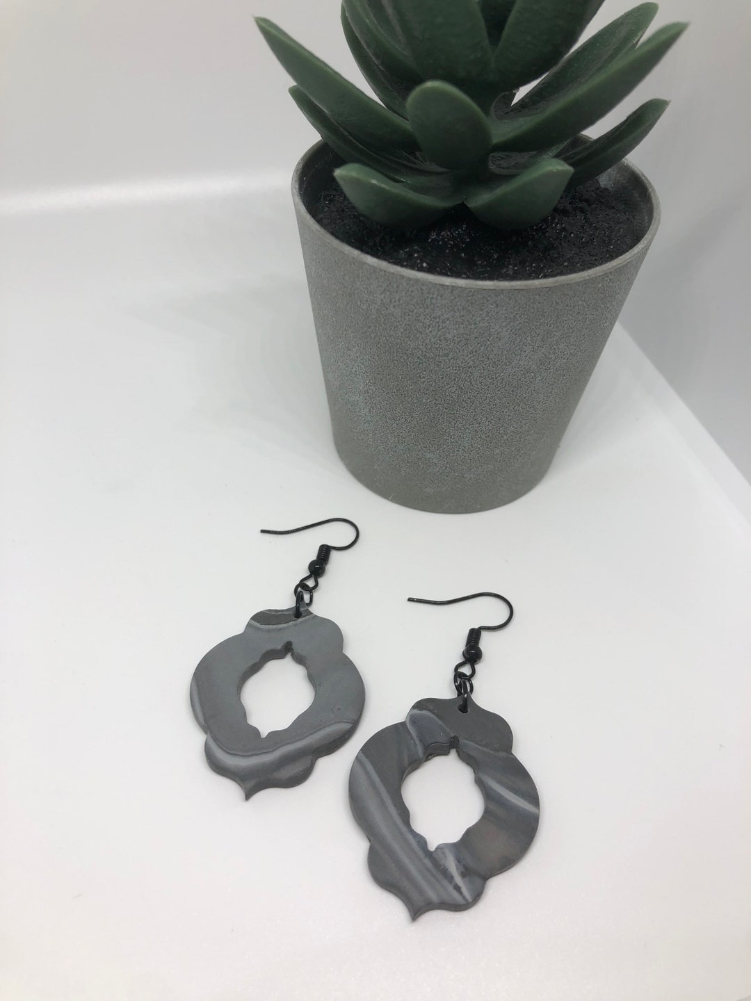 Marbled Shades of Grey Moroccan Cutout Statement Earrings | Polymer ...