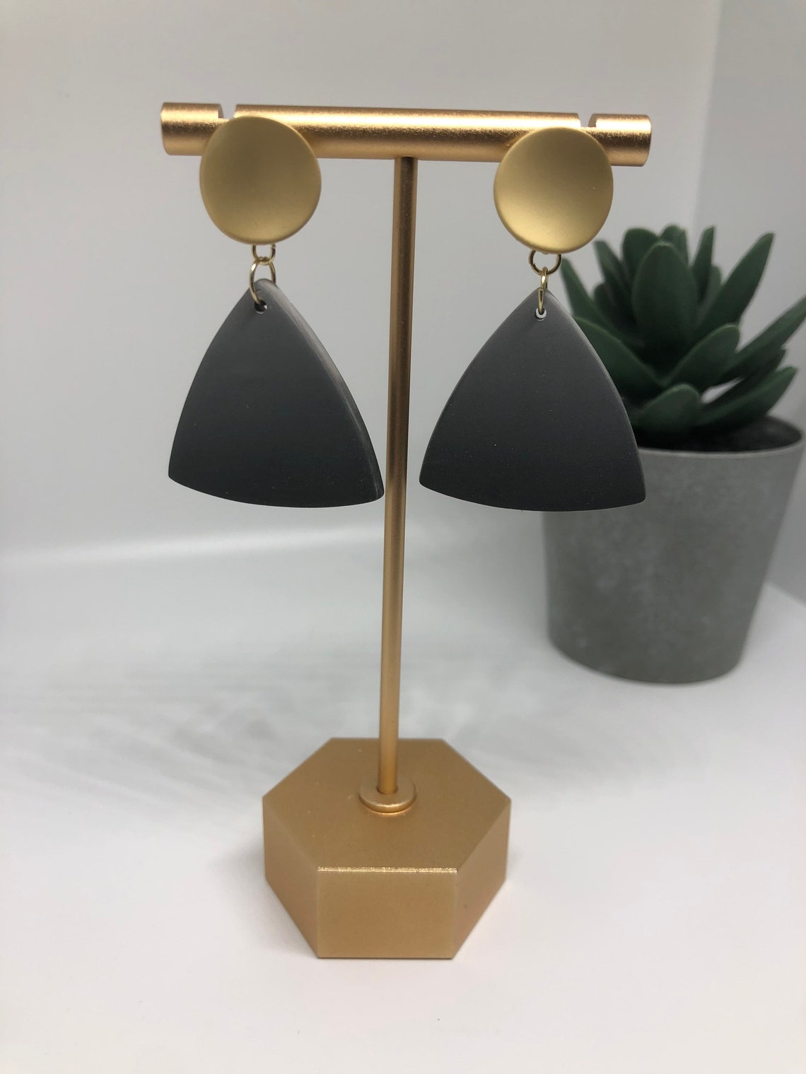 Light Grey to Charcoal Ombré Triangle Dangle Earrings With Gold Circle ...