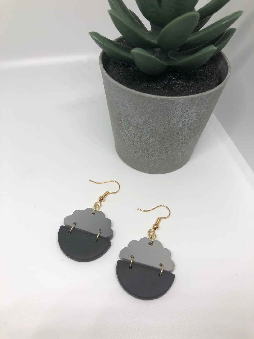 Light Grey Half Circle Ruffles and Charcoal Half Circle With Gold ...