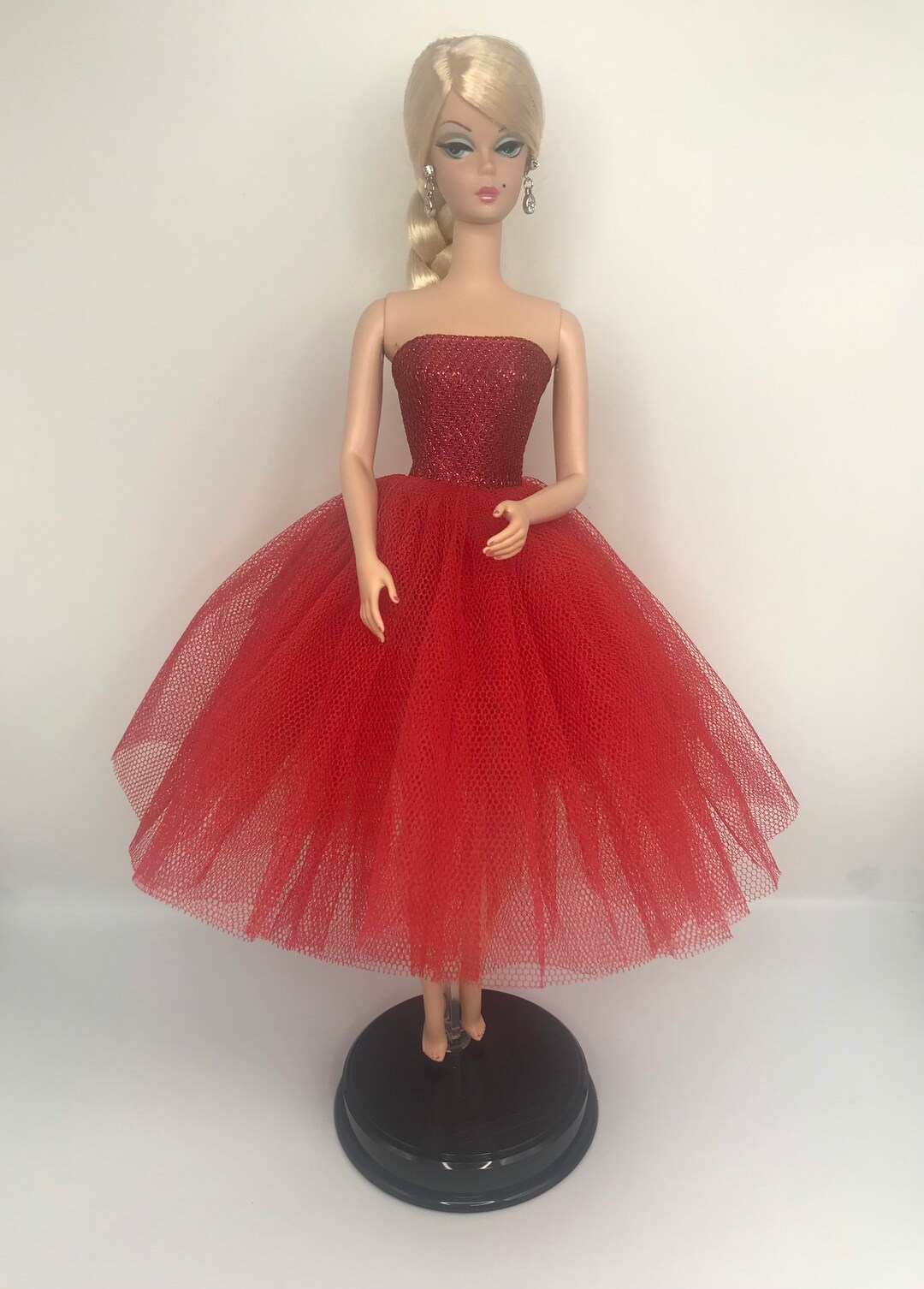 Red off Shoulders Dolls Red Glittery Top Part Ballerina Style Prom ...