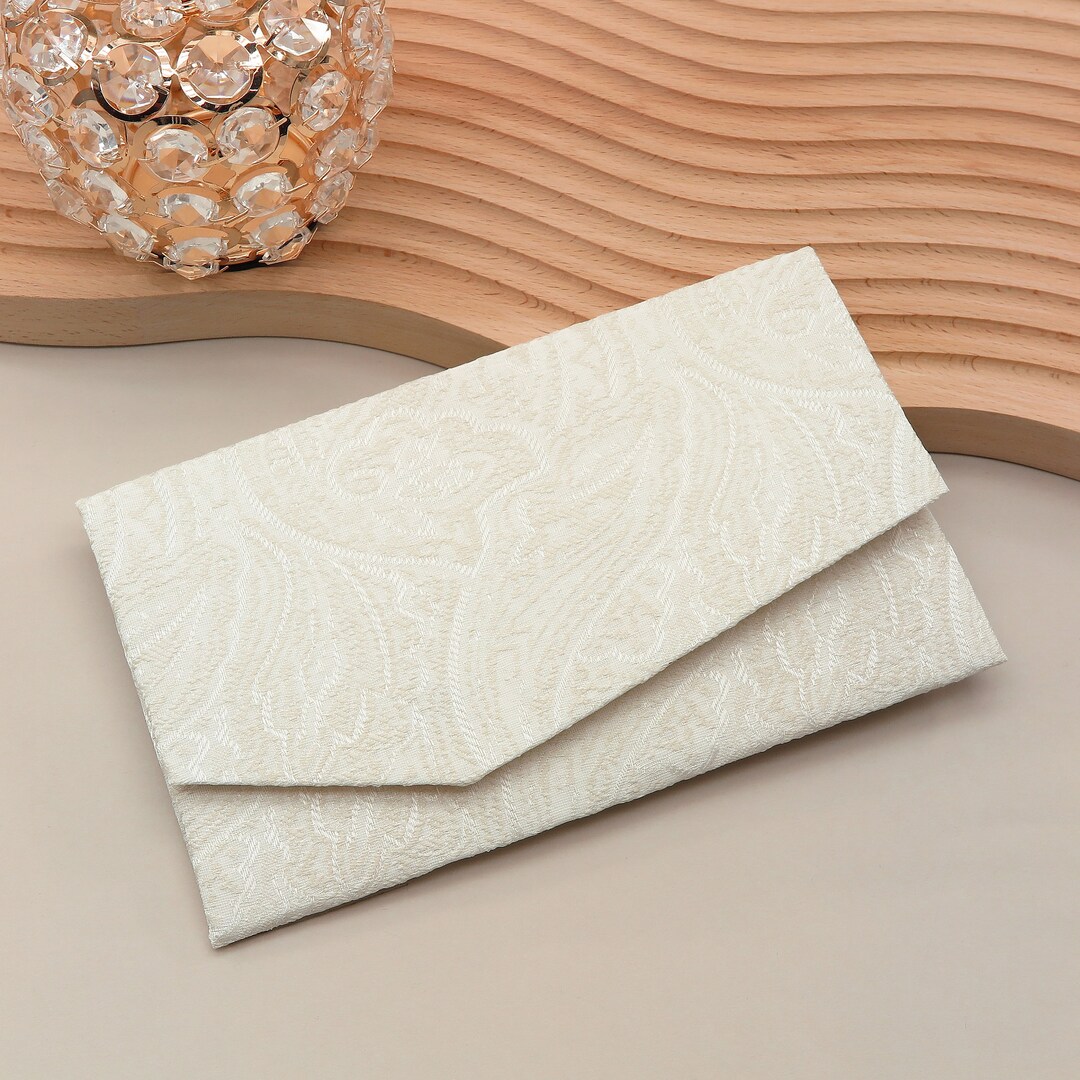 Japanese Magnetic Pouch Paisley Ivory Tones 7.94.70.4 Handmade Pouch Elegant Wallet & Card Case ...