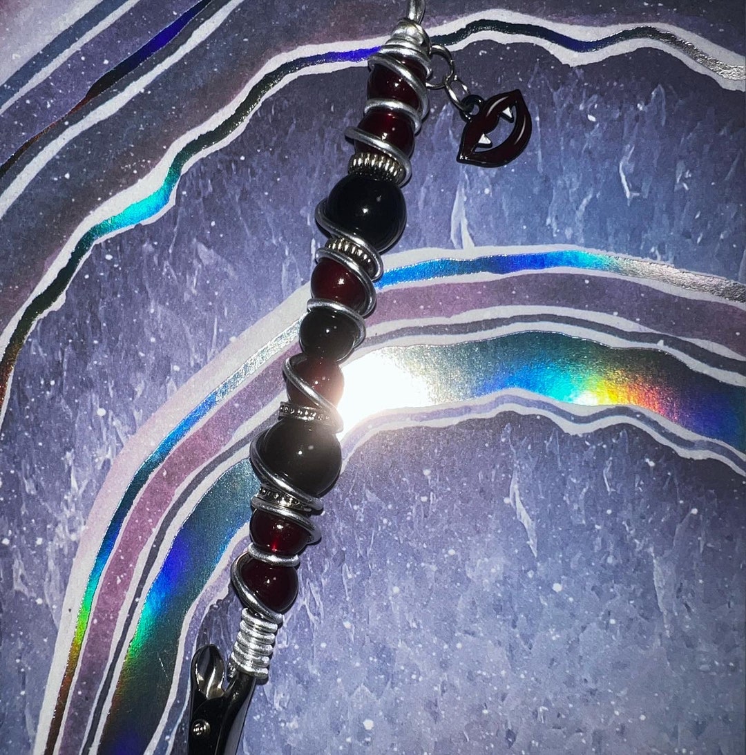 Spooky Z-clips - Etsy