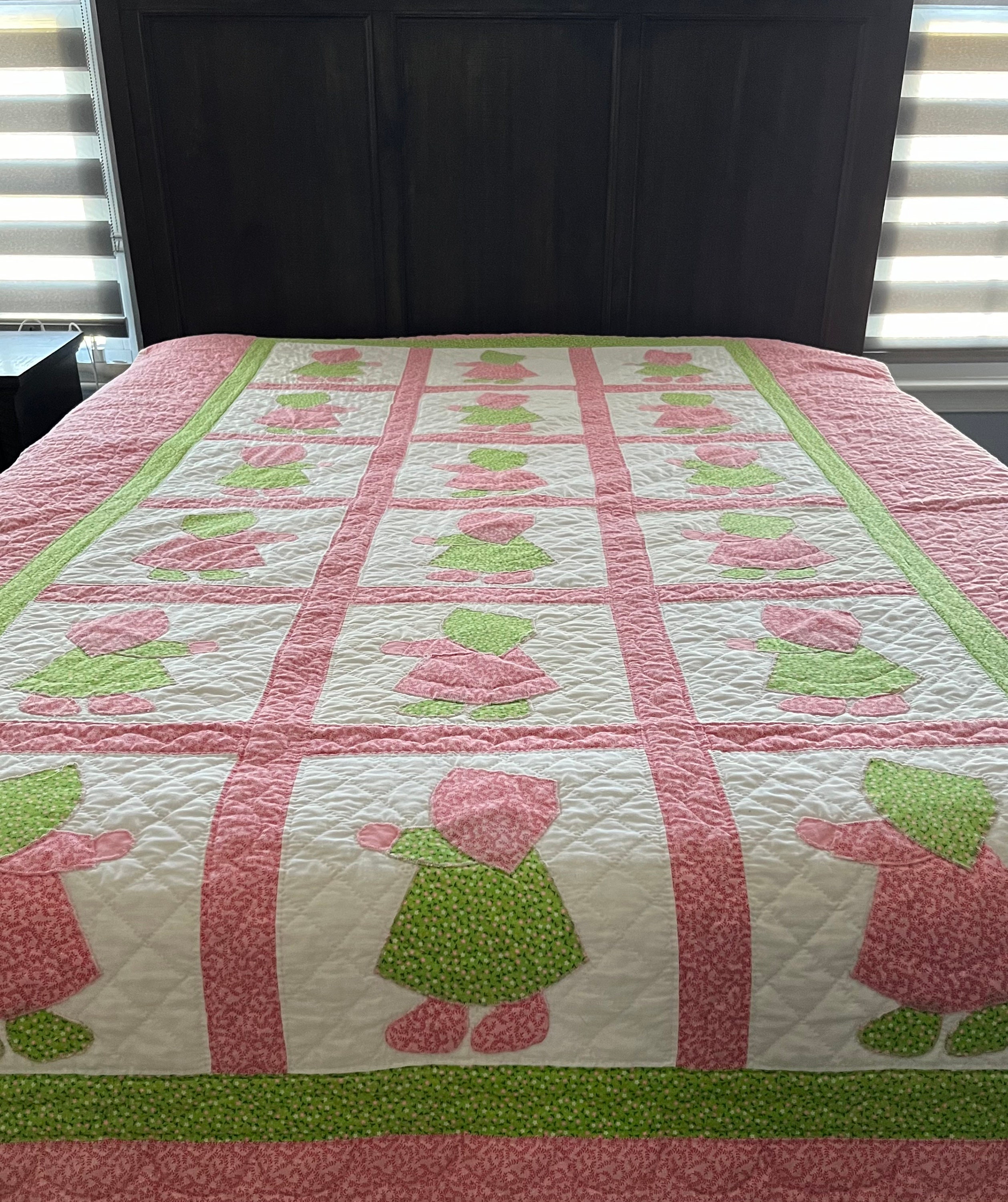 Old Dutch Boy Quilt Pattern Object: Quilt (Sunbonnet Sue/Dutch Doll)