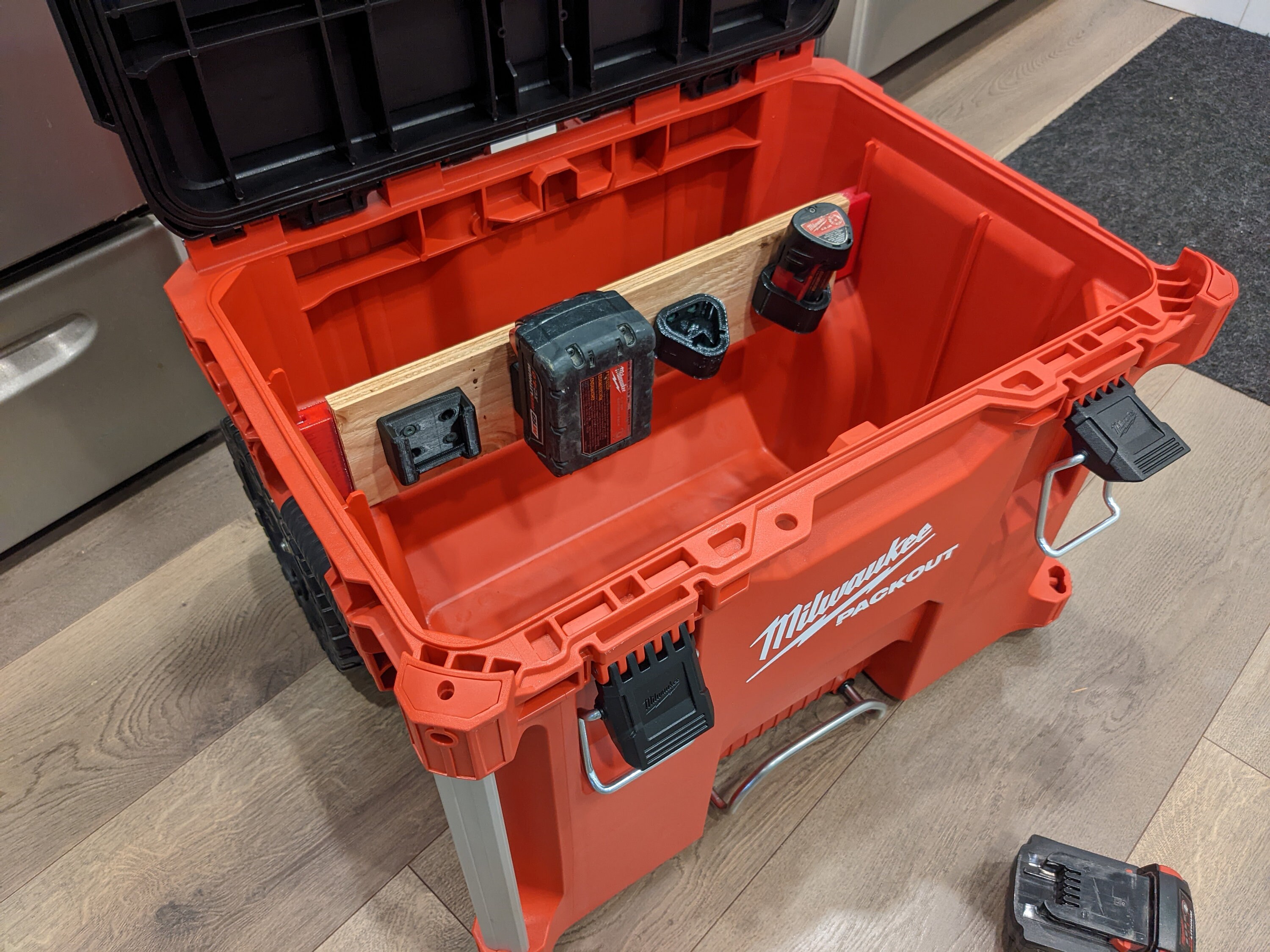 Fuel Tank Tool Box for sale| 84 ads for used Fuel Tank Tool Boxs