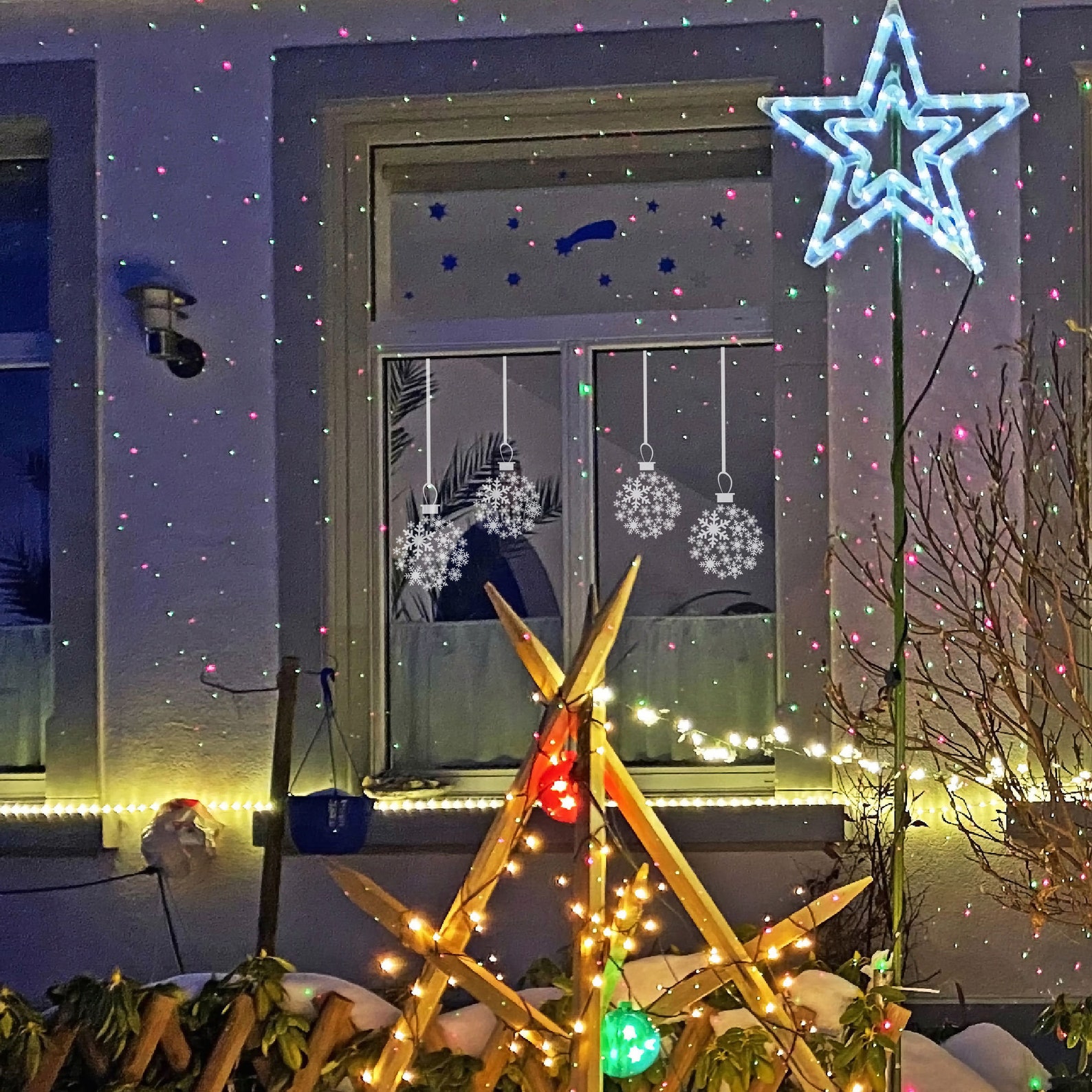 Christmas Window Decoration| Vinyl Christmas Decal | Holiday Wall Art ...