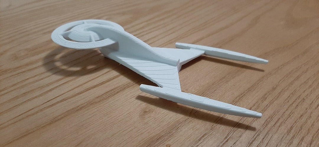 Star Trek USS Discovery-inspired Ship Model - 3d Printed in PLA+ - Etsy
