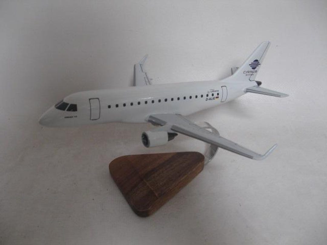 Embraer ERJ-170 EMB-170 Cirrus Airlines Airplane Desktop Model - Etsy