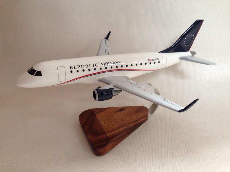 Embraer ERJ-170 EMB-170 Republic Airways Airplane Desktop Model - Etsy