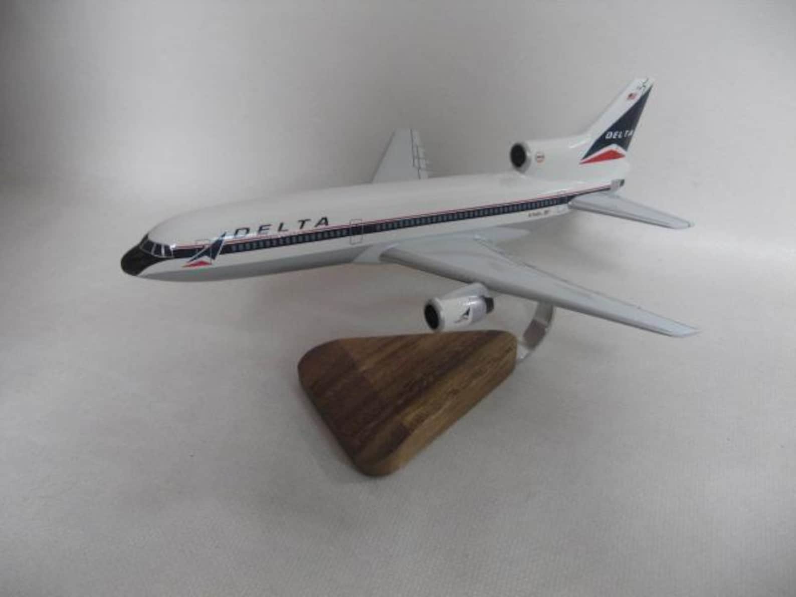 Lockheed L-1011 Delta Airlines Airplane Desktop Model - Etsy