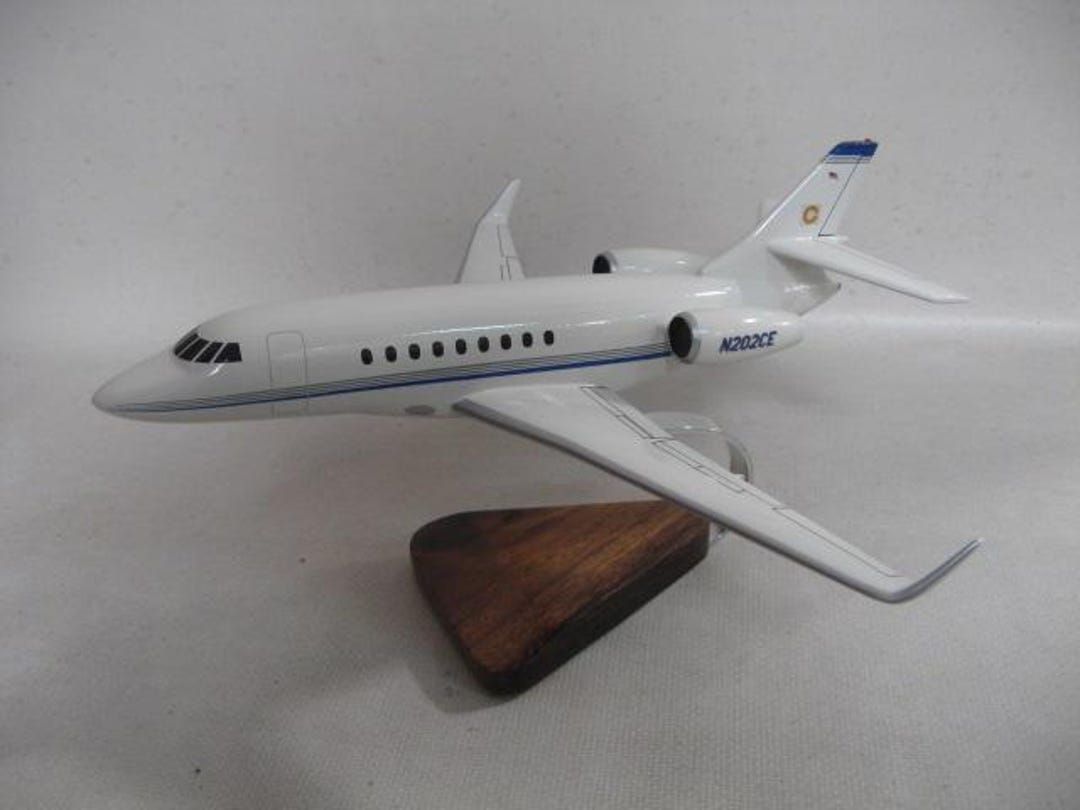 Dassault Falcon 2000 Airplane Desktop Model (customized Livery) - Etsy