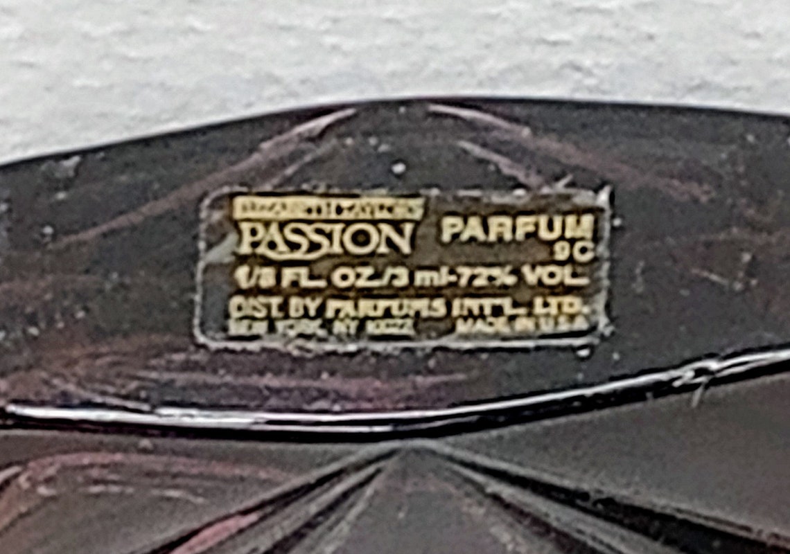 Vintage Elizabeth Taylor Mini Passion Perfume - Etsy