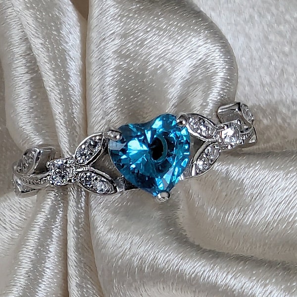 Blue Heart Ring - Etsy