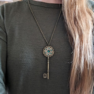 Emerald Swarovski Mayfair Witches Inspired Crystal Key Necklace: Gothic ...