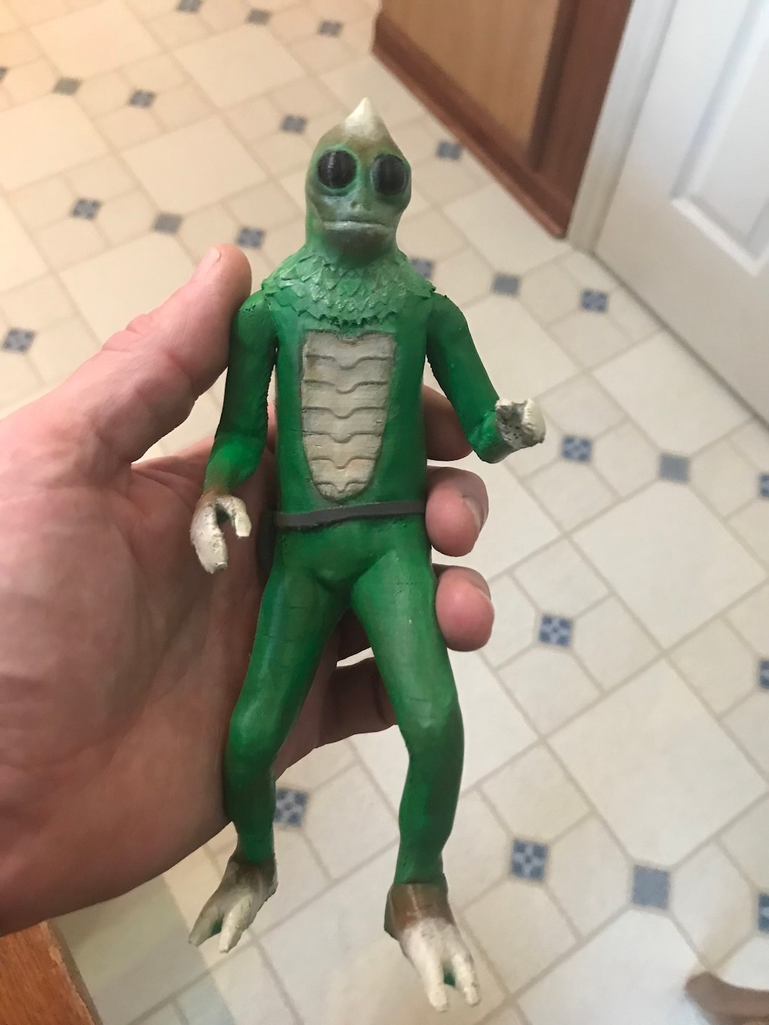 Hand Painted Sleestak - 7.5 Inch Figure - 1974 Land of the Lost - Etsy