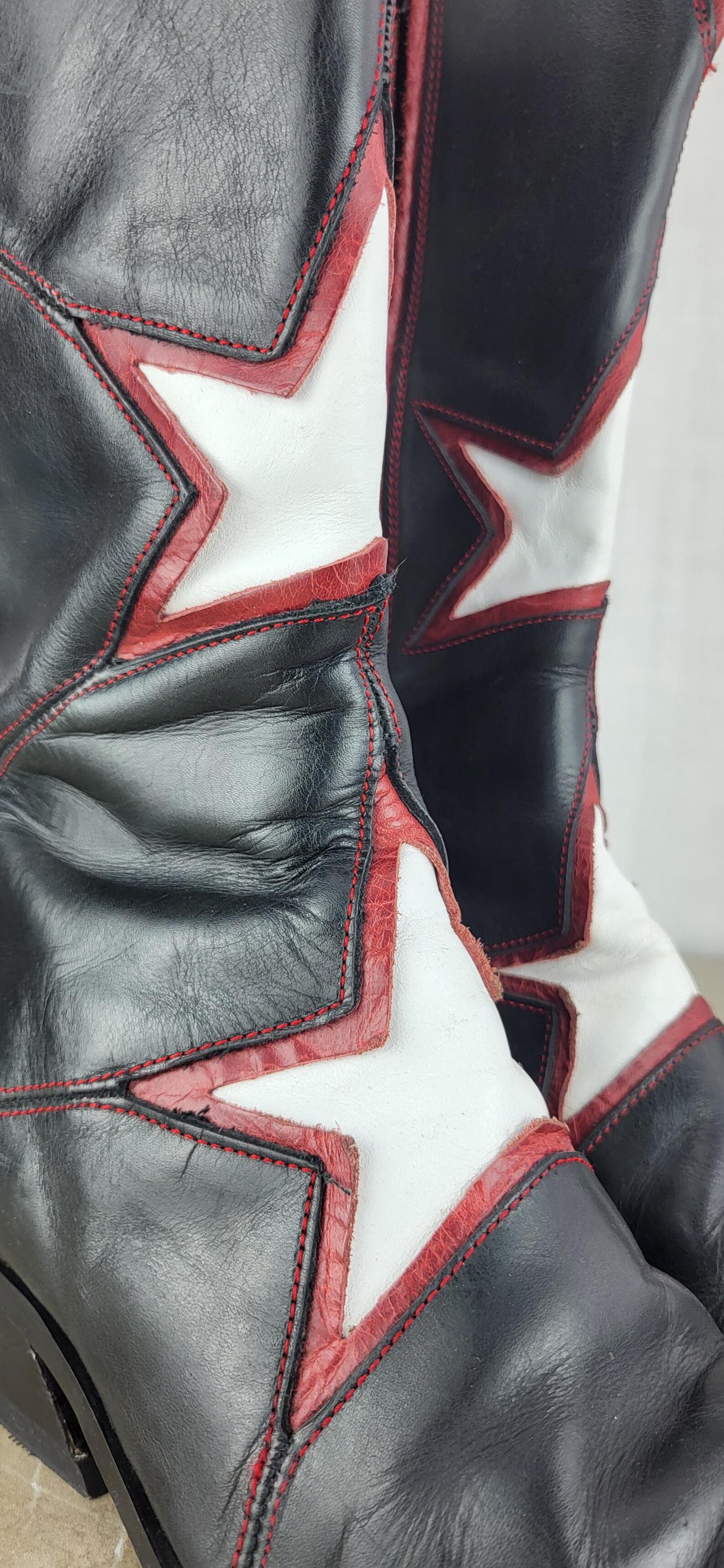 Vintage Destroy Cowboy Boots | Black, Red & White Leather Star Inlay ...