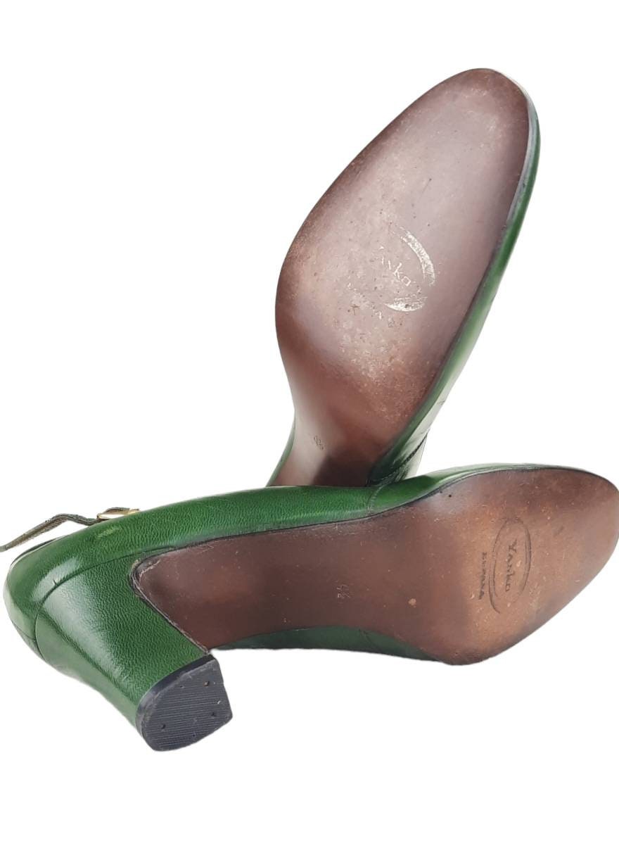 Vintage Yanko Green Mary Jane Pumps - Etsy