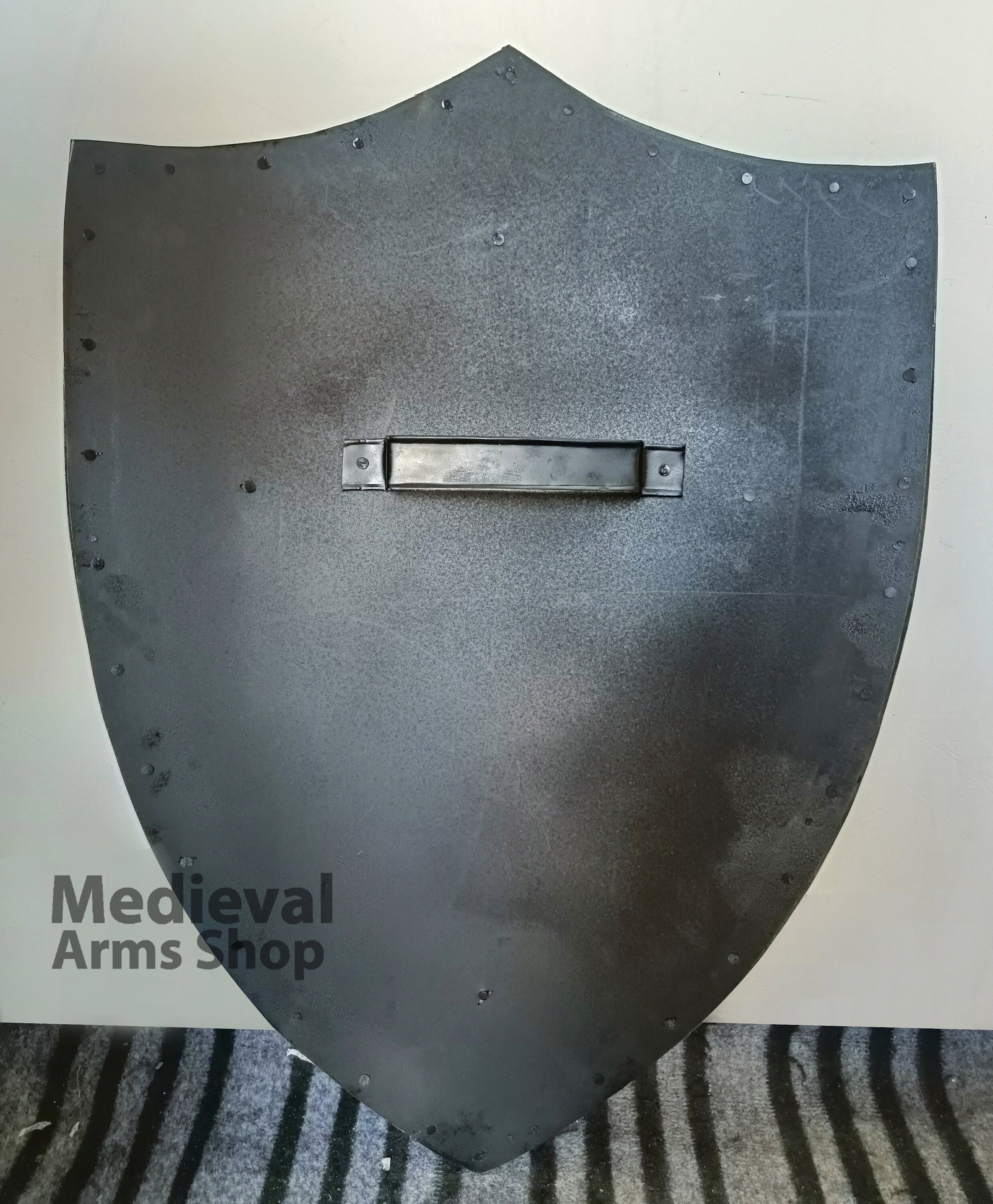 Medieval Armor Crusader Shield Battle Knight Templar Red Cross Design ...