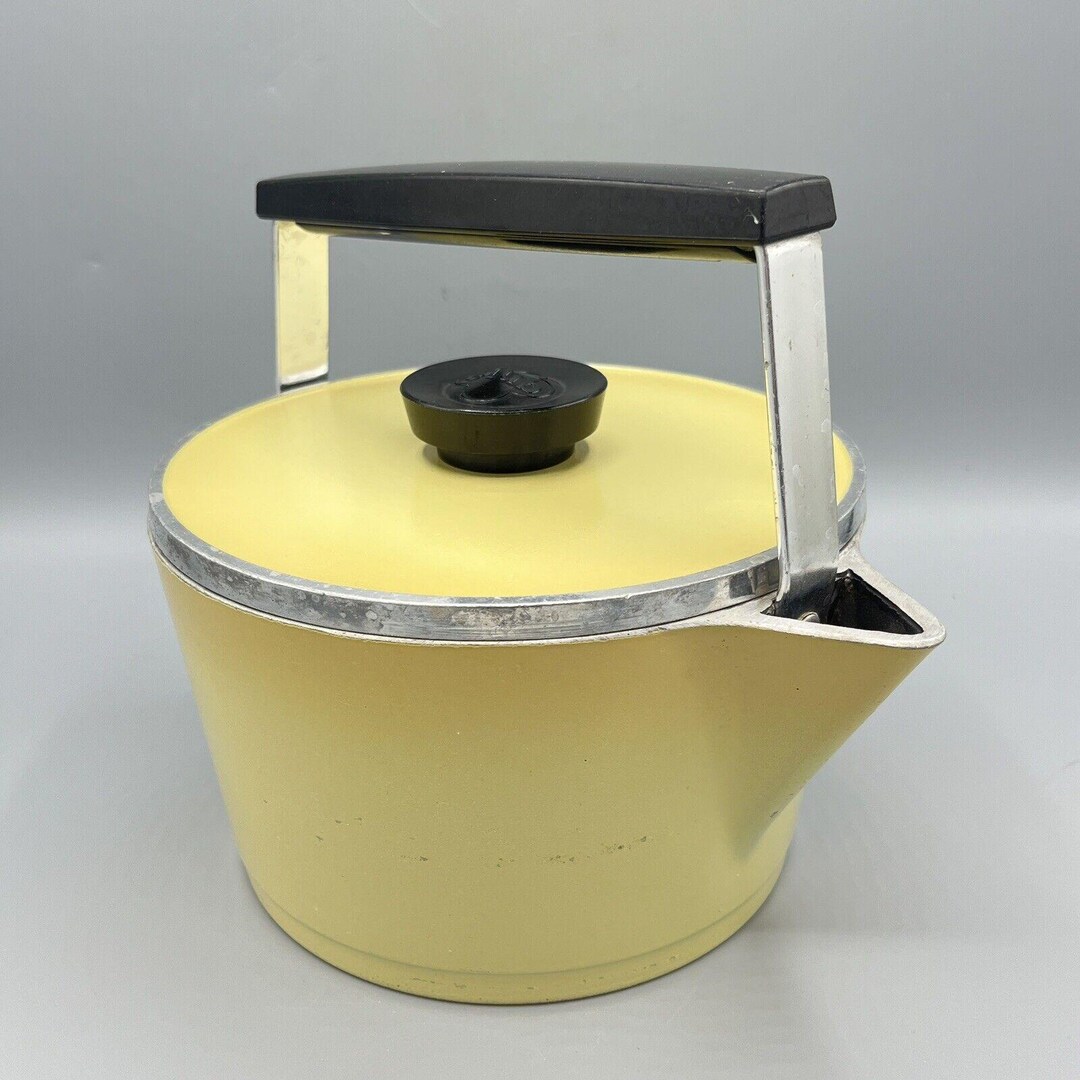 Vintage Club Brand Aluminum Yellow Harvest Gold Teapot Pot Pour Spout ...