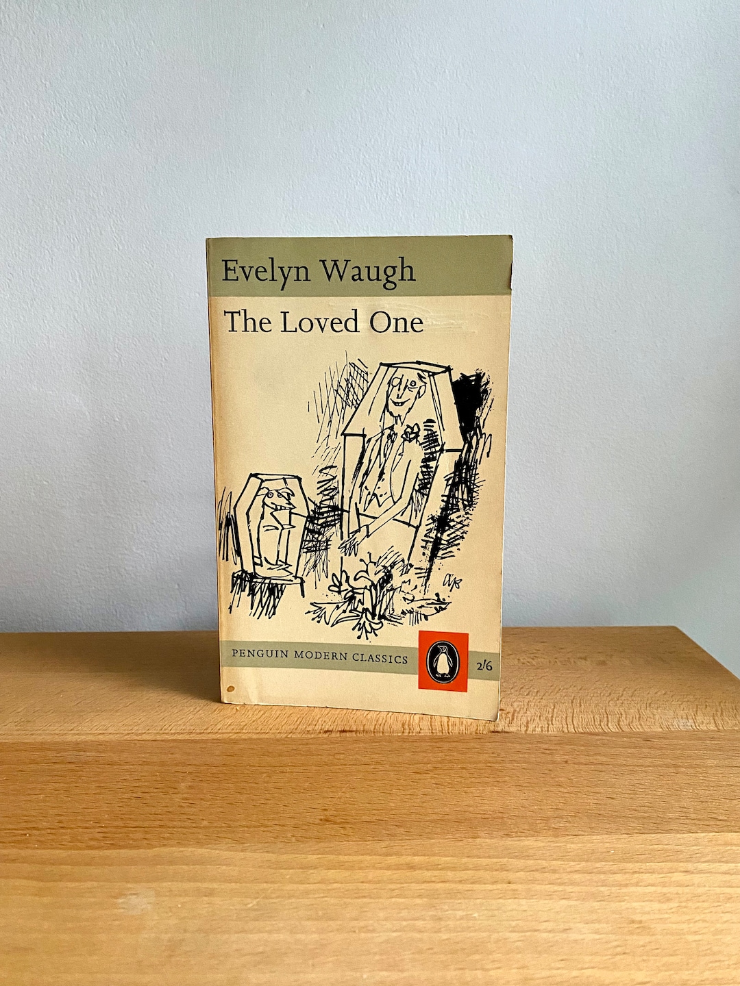 The Loved One by Evelyn Waugh Penguin Modern Classics 1963 - Etsy