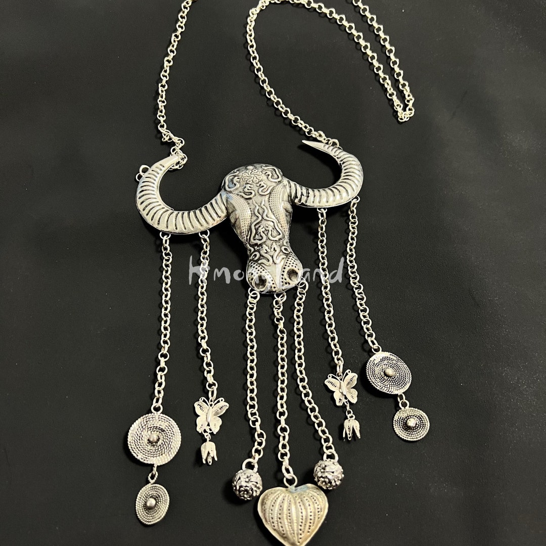 Hmong Silver Charm Necklace,vintage ,bull Design,sweater Detective,miao ...