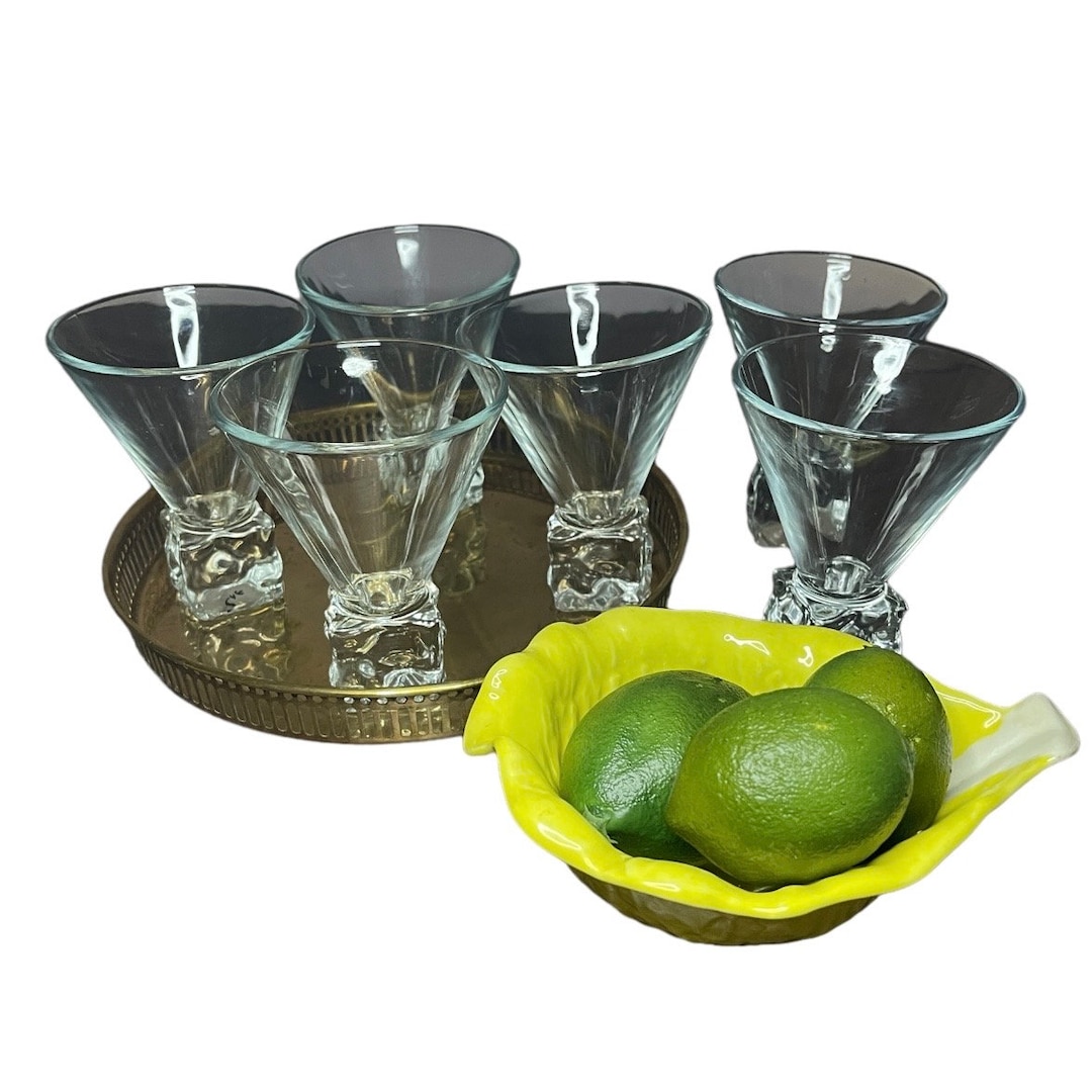 Disaronno Martini Glass, Melting Ice Cube Base, Clear Cocktail Glass ...
