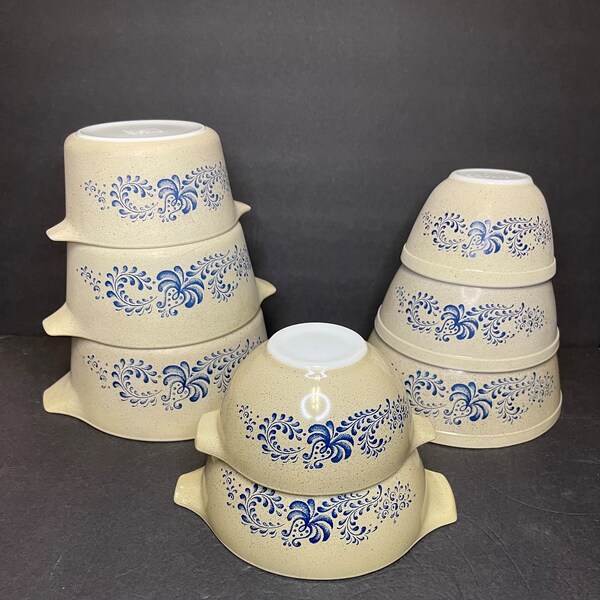 Pyrex Vintage Mixing Bowls - Etsy