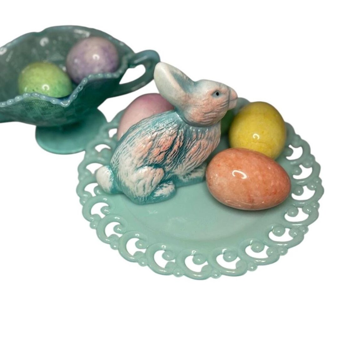 Mosser Glass Sitting Rabbit Figurine Easter Decor. - Etsy