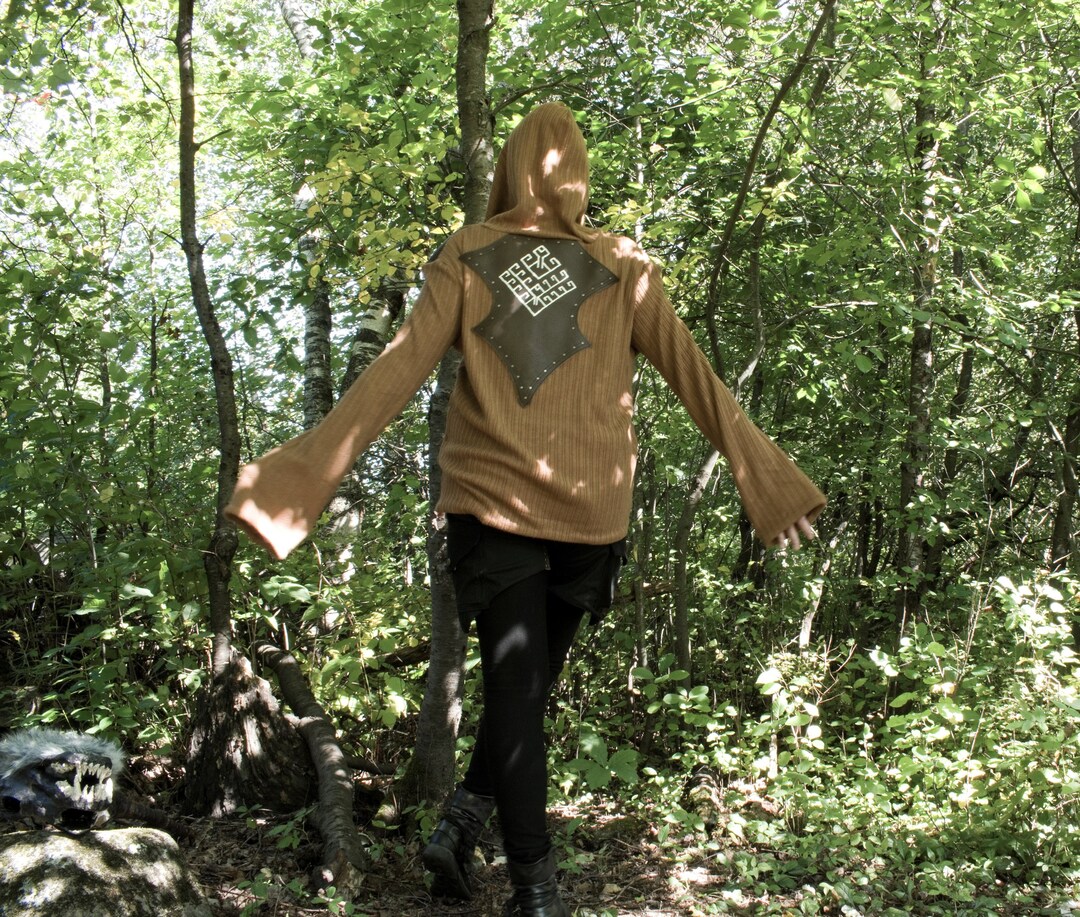 Yggdrasil Cloak Style Top, Fall Fashion, Leather and Metal Top - Etsy