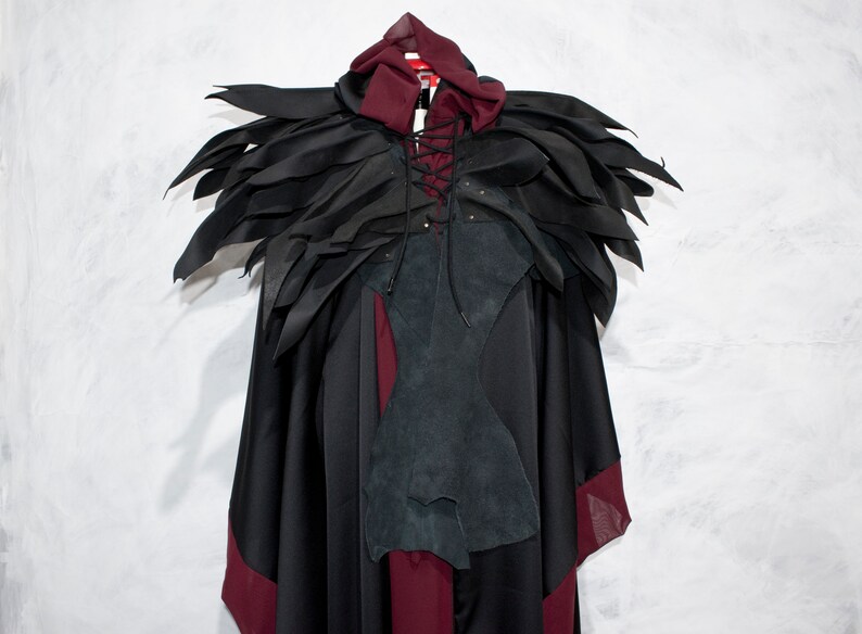 Dragon Spine With Spiked Pauldrons, Black and Red Robe Set, Dragon ...