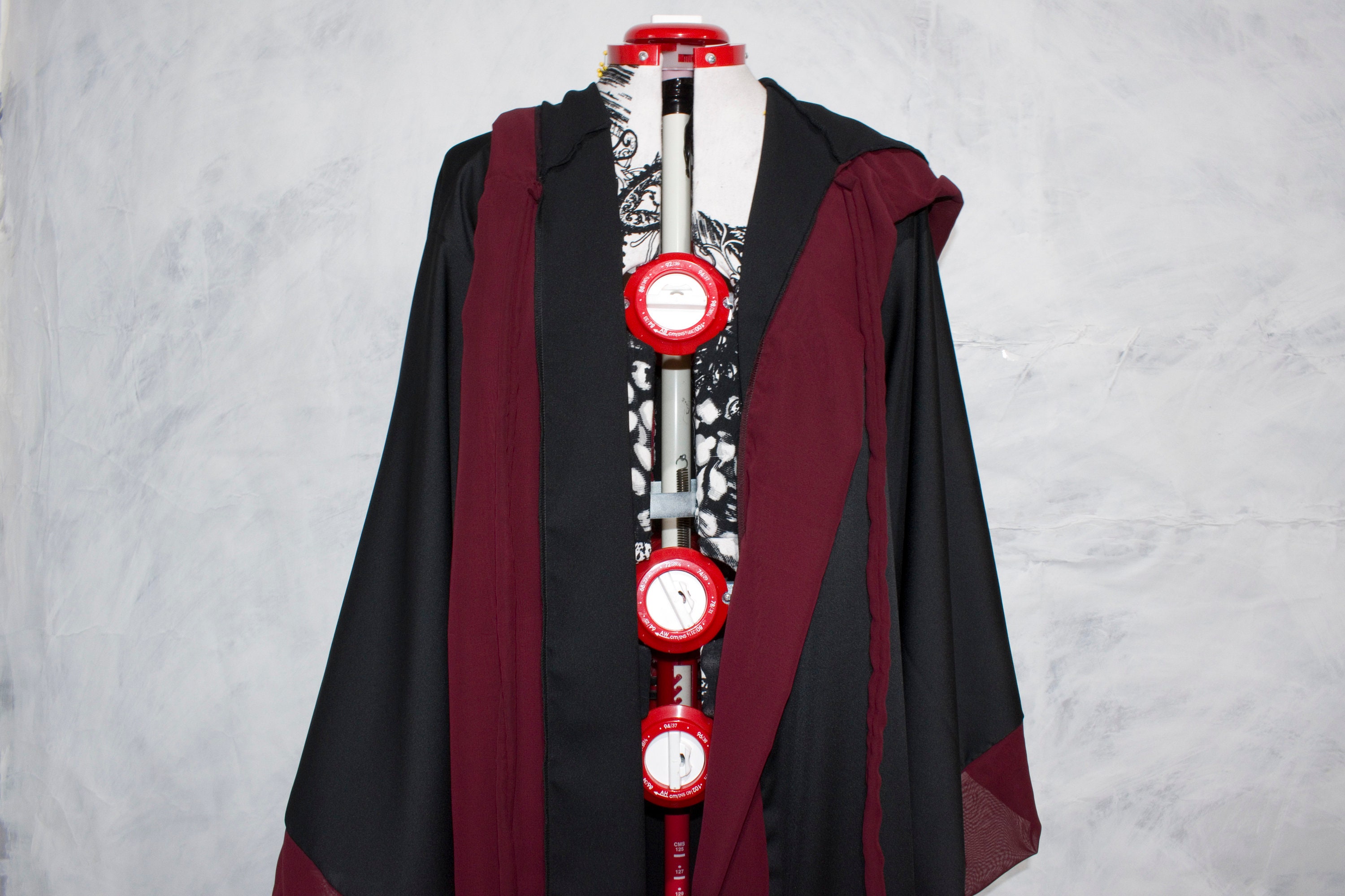 Dragon Spine With Spiked Pauldrons, Black and Red Robe Set, Dragon ...