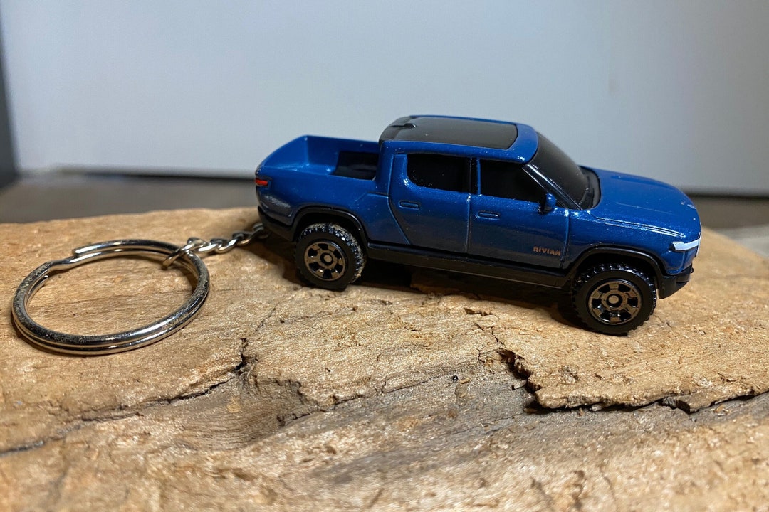 Rivian R1T Matchbox Keychain, Father's Day Gifts, Rivian R1T Die-cast ...