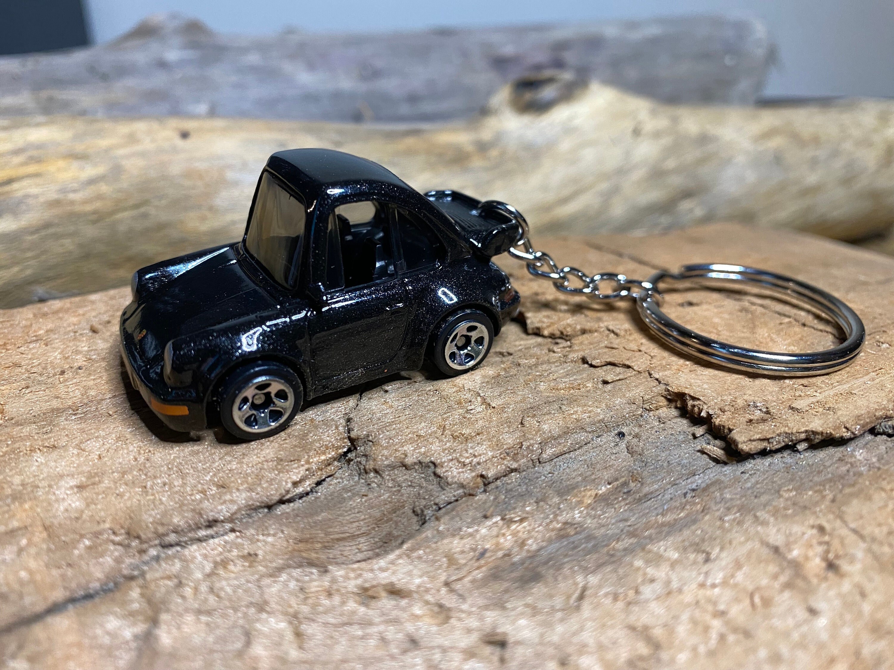 Custom Porsche 911 Turbo 3.6 964 tooned Hot Wheels Keychain, Porsche ...