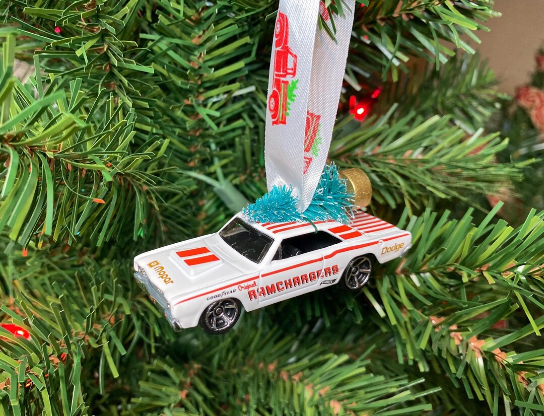 Dodge Dart Hot Wheels Christmas Tree Ornament, 1968 Dodge Dart ...