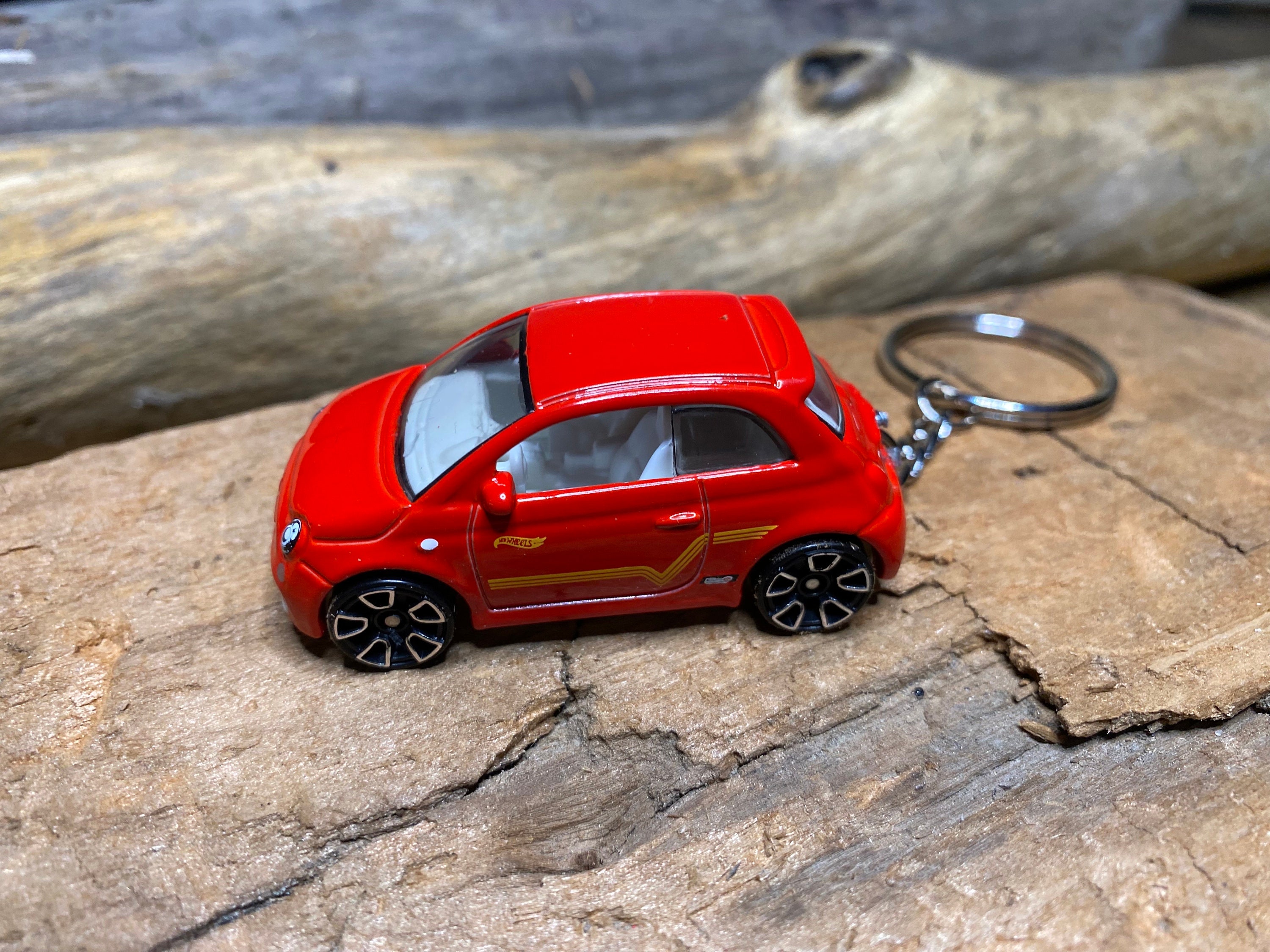 Custom FIAT 500e Hot Wheels Keychain, Compact Electric Car Gifts, Fiat ...