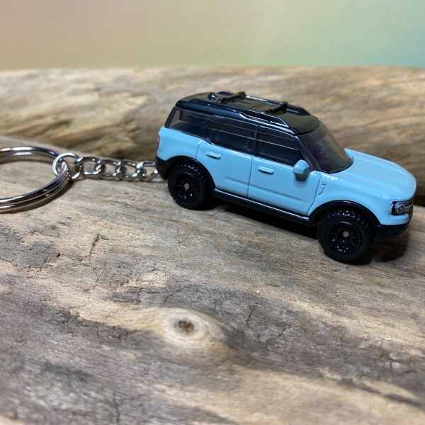 Ford Bronco Keychain - Etsy