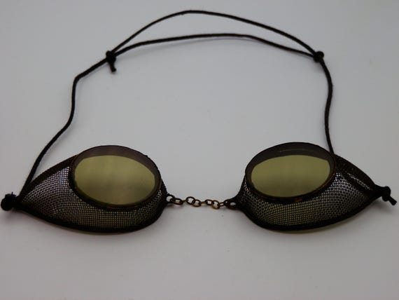 Antique Civil War Era Artillery Cinder Goggles & Case… - Gem