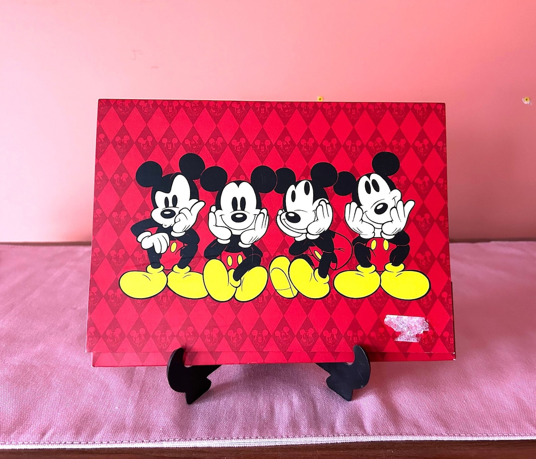 Disney Mickey Mouse Themed Stationery and Envelope Set (26 Patterned ...