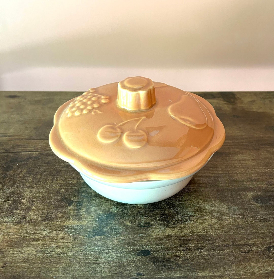 Vintage Ceramic Small Oven Pie/casserole Dish With Lid Made in USA ...