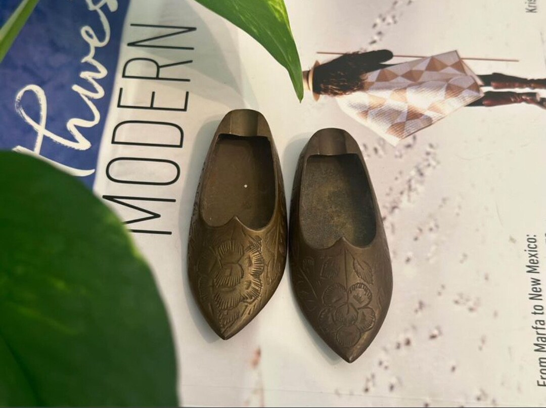 Vintage Mid Century Brass Aladdin Style Slipper Ash Trays / Trinket ...