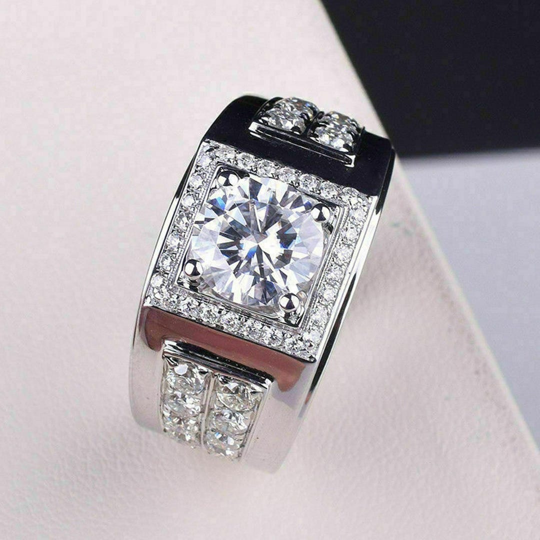 Men's Engagement Ring, Round Cut Moissanite Diamond Wedding Groom Ring ...