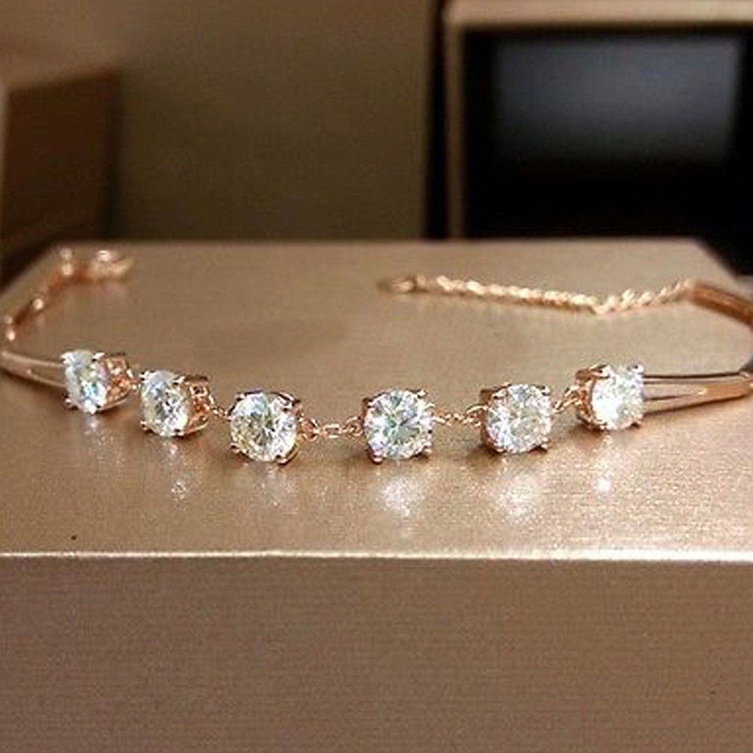 Six Stone Chain Link Bracelet, Round Cut Moissanite Diamond Bracelet ...