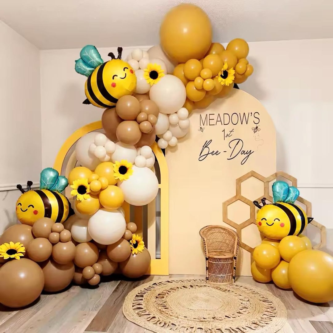 Bee Themed Babyshower Balloon Garland, Mama to Bee Baby Shower Balloon Arch, Gender Reveal ...