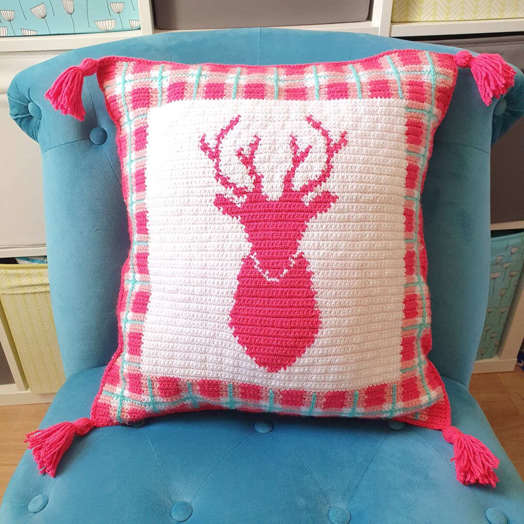 Crochet Majestic Stag Cushion Pattern: Tartan Plaid Tapestry Crochet ...