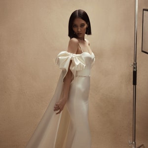 Bow Knot Crystal Embellished Bicep Sleeve Cape - Etsy